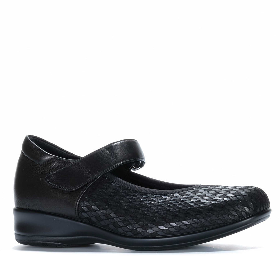 Women's Wide Fit Shoes NZ | Frames Footwear